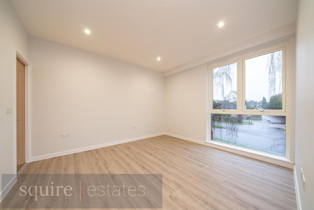 Bryanston Court, Hemel Hempstead 2 bed apartment - £1,150 pcm (£265 pw)