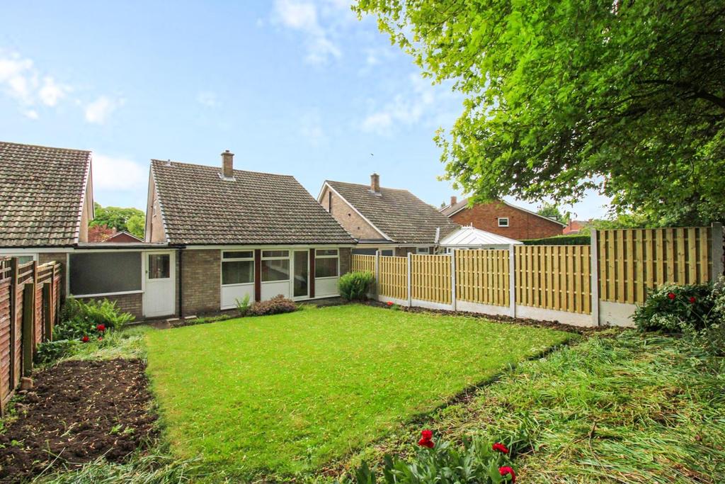 Mallorie Close, Ripon 3 bed semi-detached bungalow - £285,000