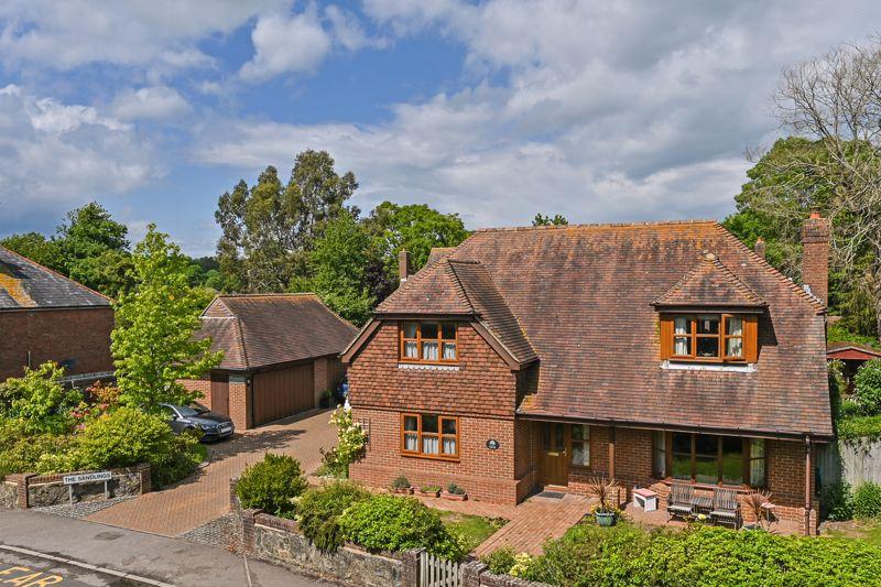 Saltwood 4 bed detached house for sale - £750,000