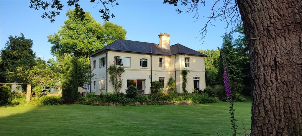Copthorne Common, Copthorne, Crawley... 5 bed detached house - £1,400,000