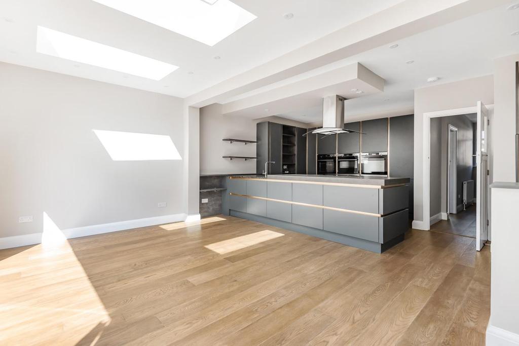 Streatham Road, Mitcham 4 bed terraced house - £700,000