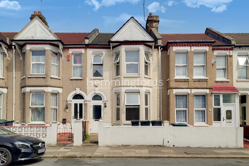 Springfield Road, London, N15 4 bed terraced house - £2,900 pcm (£669 pw)