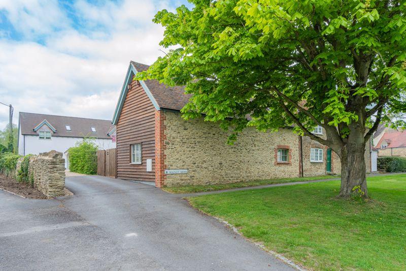 Mill Road, Marcham 3 bed semi-detached house - £535,000
