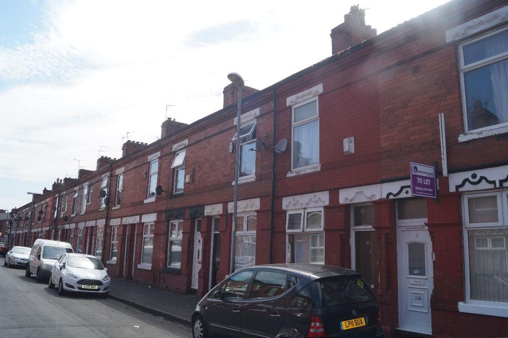 Damien Street, Longsight, Manchester... 2 bed terraced house - £150,000