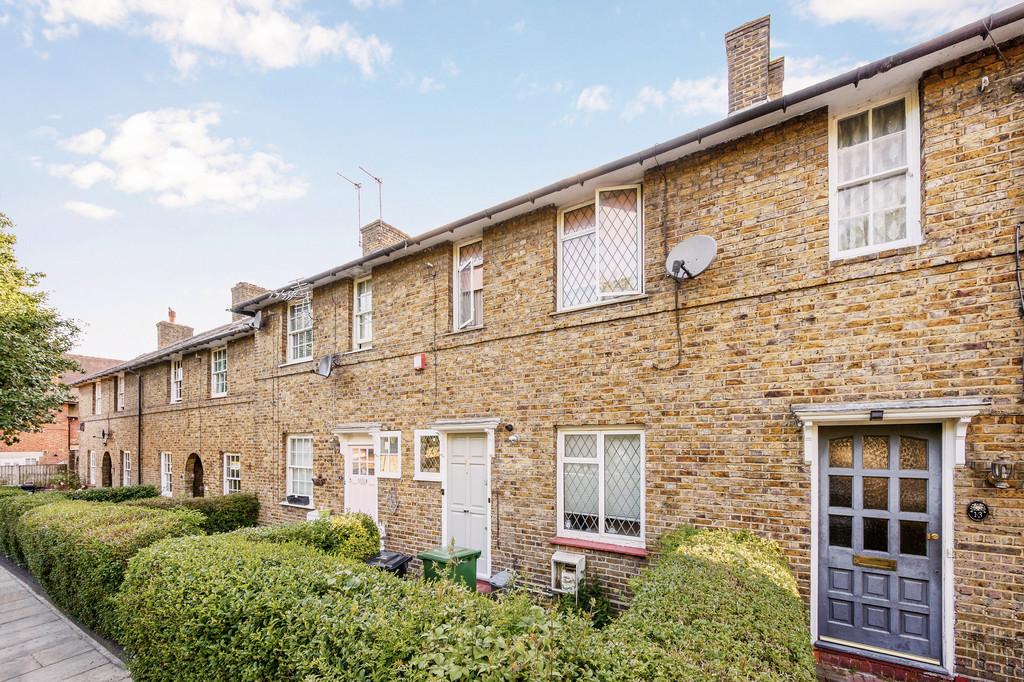Braybrook Street, London 2 bed terraced house - £475,000