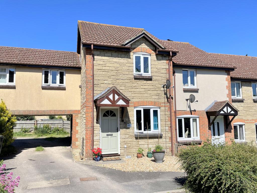 Henstridge, Somerset, BA8 3 bed link detached house - £210,000