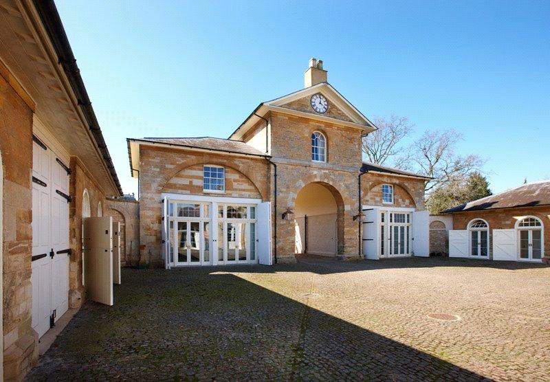 Tyringham Hall, Tyringham, Newport Pagnell, Buckinghamshire, MK16 7 bed ...