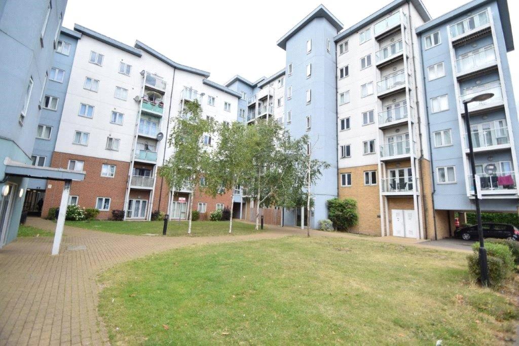 Foundry Court, Slough, Berkshire, SL2 1 bed apartment for sale - £189,950