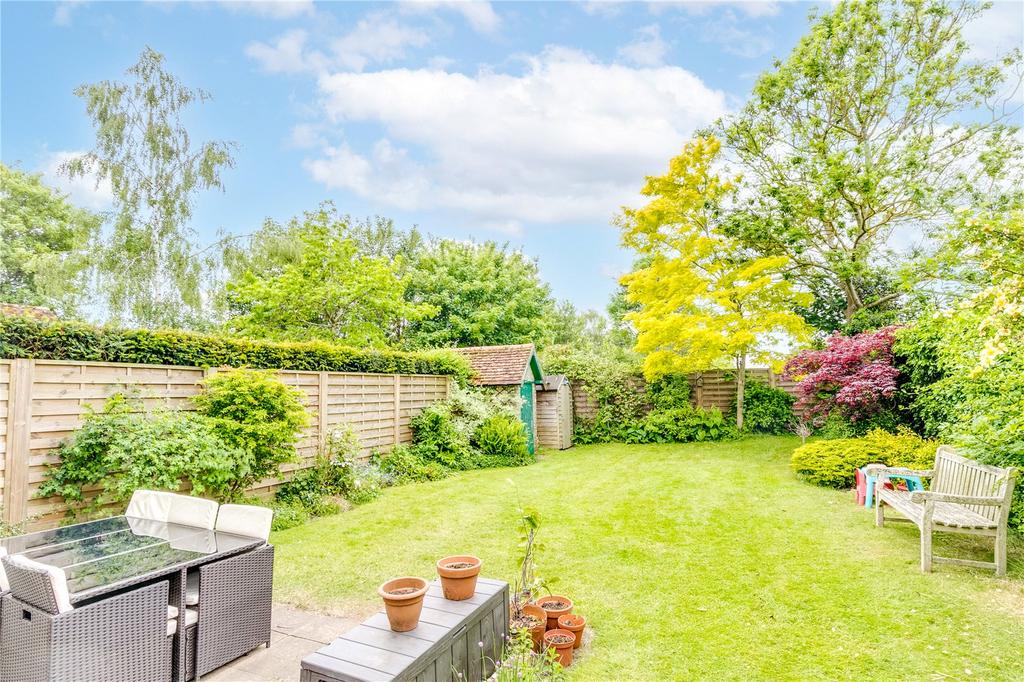 Upper Green Road, Tewin, Welwyn, Hertfordshire, AL6 4 bed semi-detached ...
