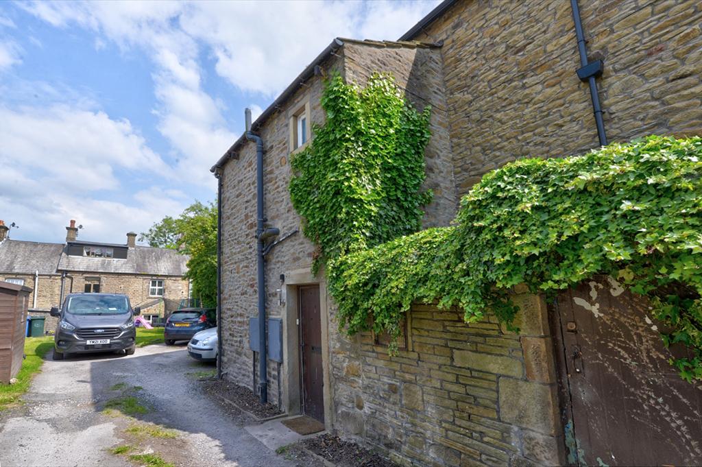 The Wend, Carleton, BD23 1 bed cottage - £550 pcm (£127 pw)