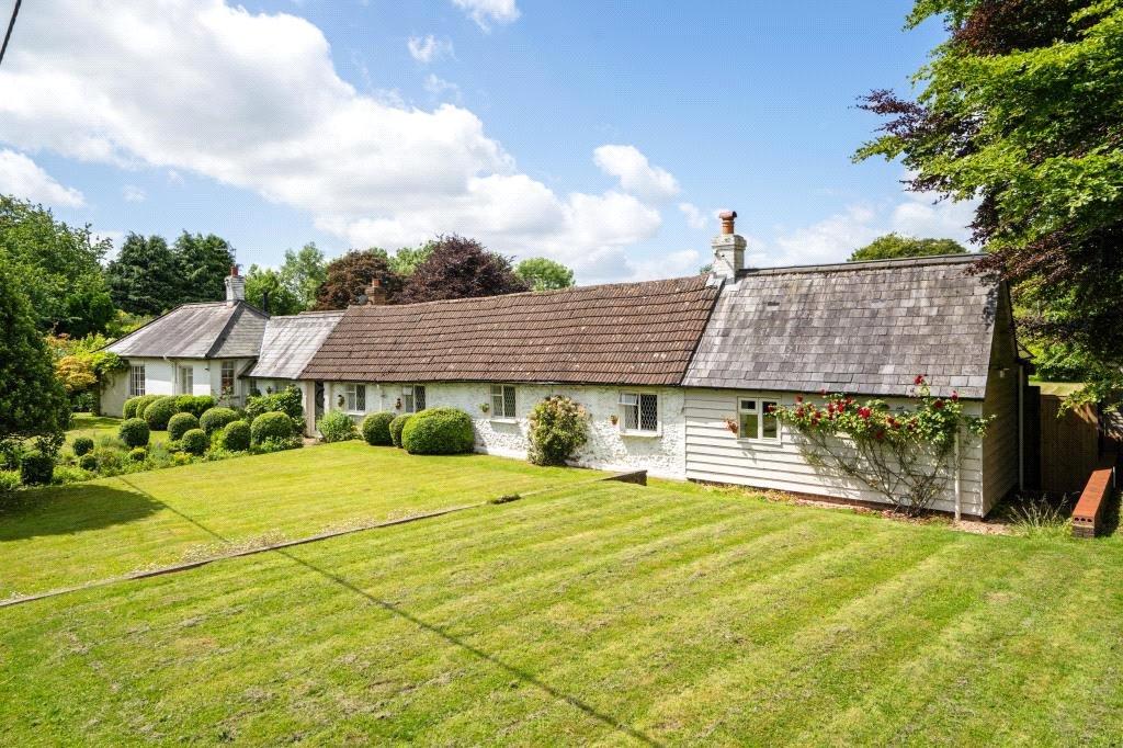 Ibstone, High Wycombe... 4 bed detached house - £1,500,000