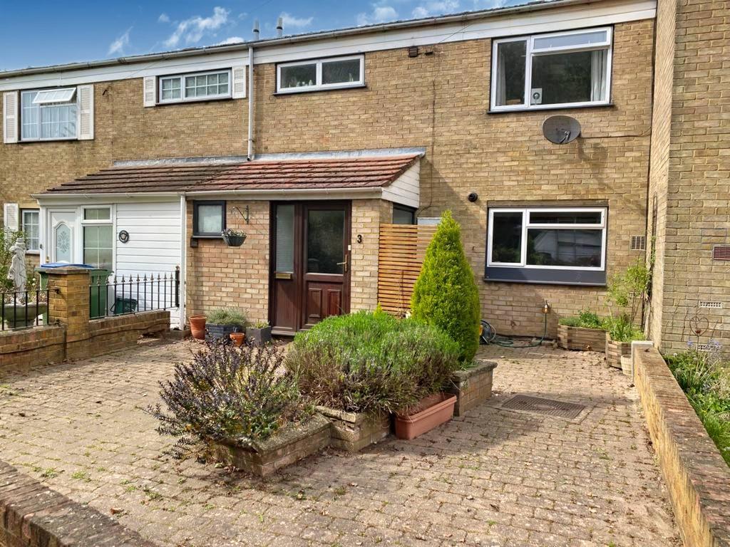 Field Common Lane, Walton-on-Thames KT12 3 bed terraced house - £450,000