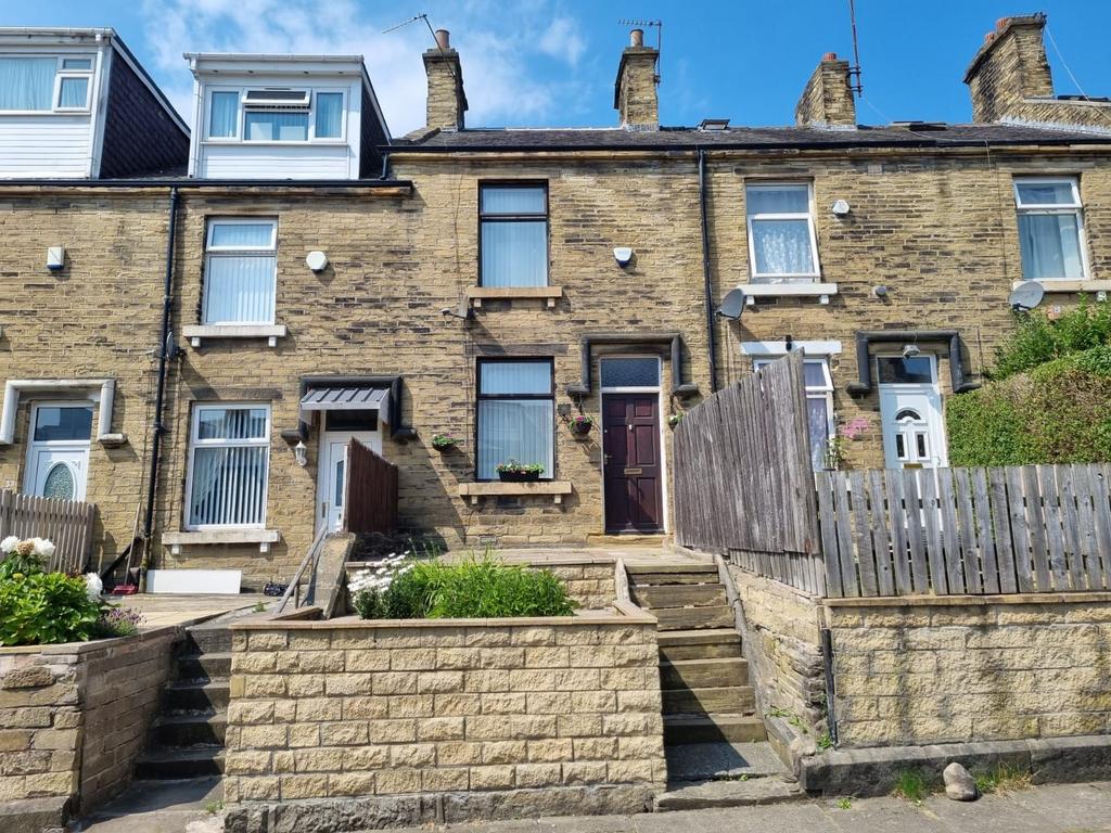 Heidelberg Road, Bradford, BD9 2 bed terraced house - £98,000
