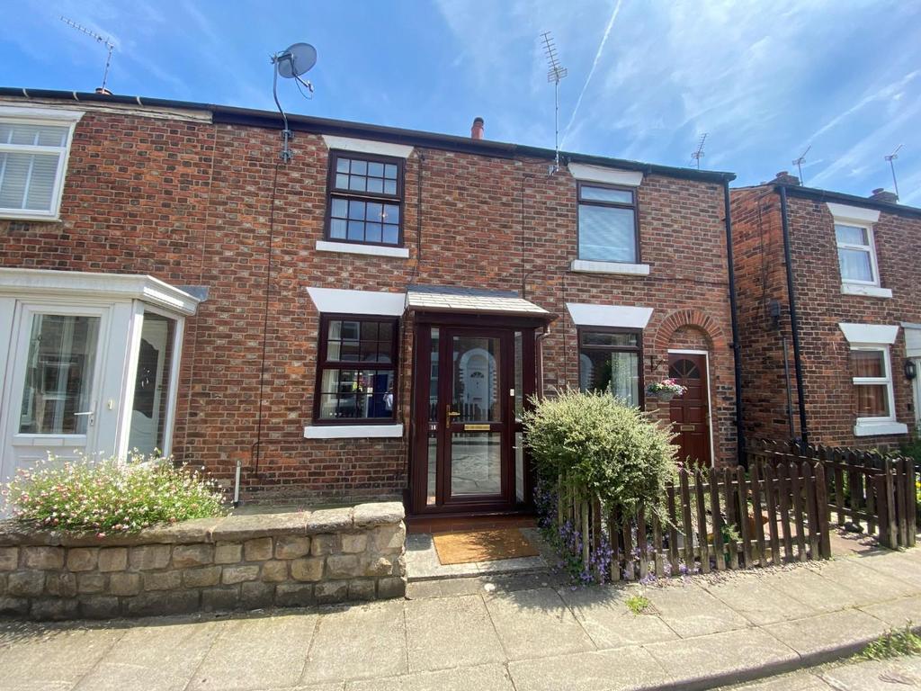 Davenfield Grove Manchester 2 Bed Terraced House £325 000