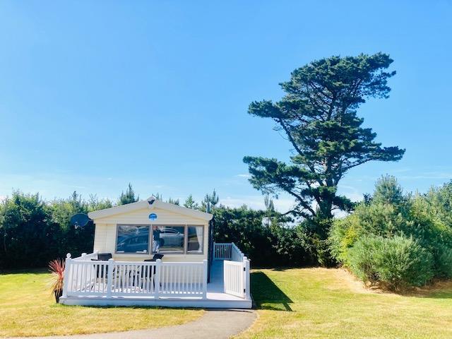 Hawk's View, Devon Cliffs, Exmouth Commercial development - £29,995