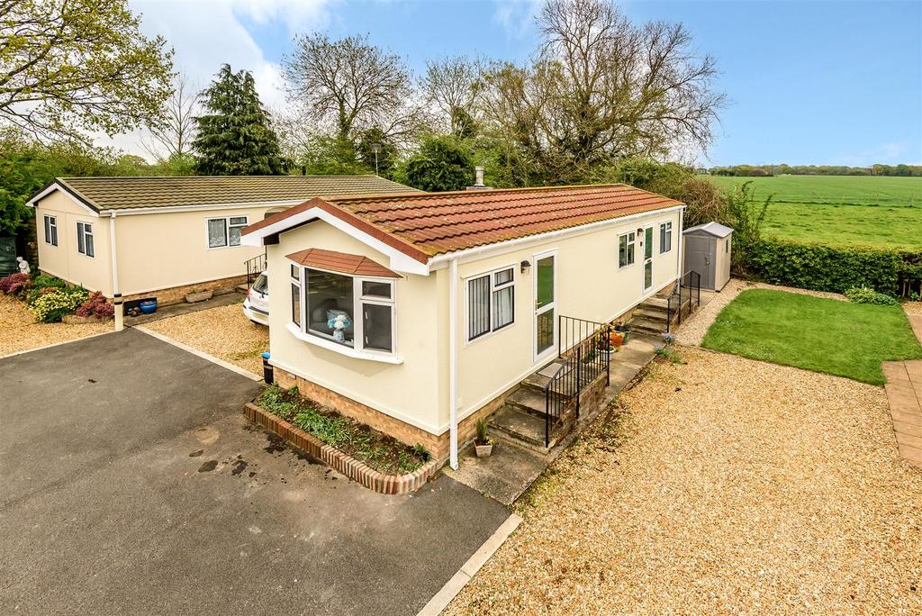 Ebor Park, Appleton Roebuck, York 1 bed park home - £69,000