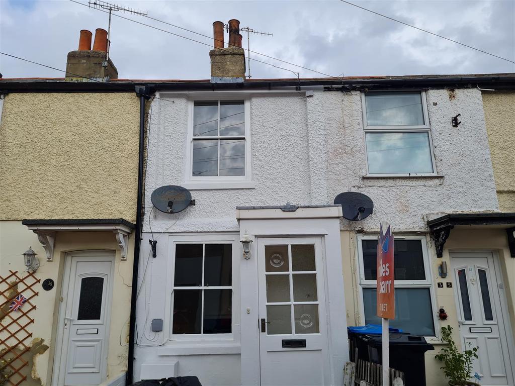 Townley Street, Ramsgate 2 bed house - £750 pcm (£173 pw)