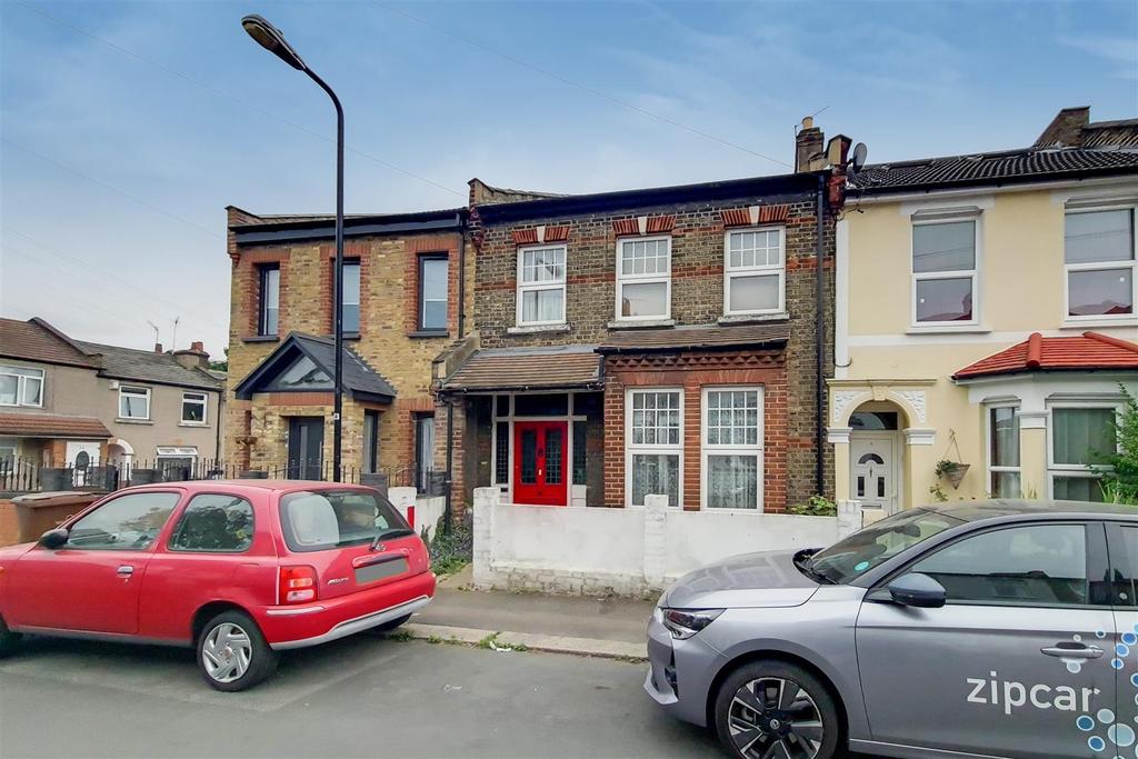 Oakfield Road, London 3 bed terraced house - £600,000