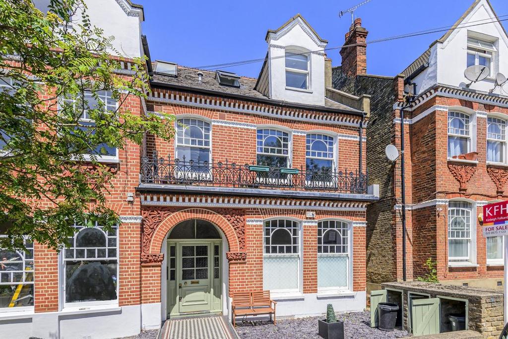 Hillbury Road, Balham 2 bed flat - £550,000