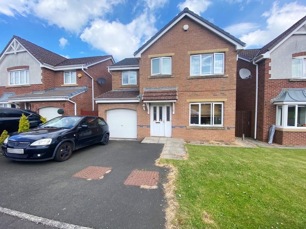 Mallace Avenue, Armadale 4 bed detached house - £228,000