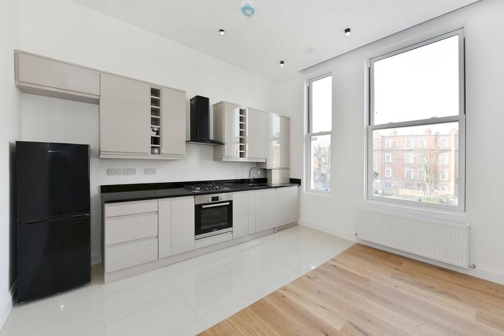 Fulham Broadway, Fulham, SW6 1 bed apartment - £3,683 pcm (£850 pw)