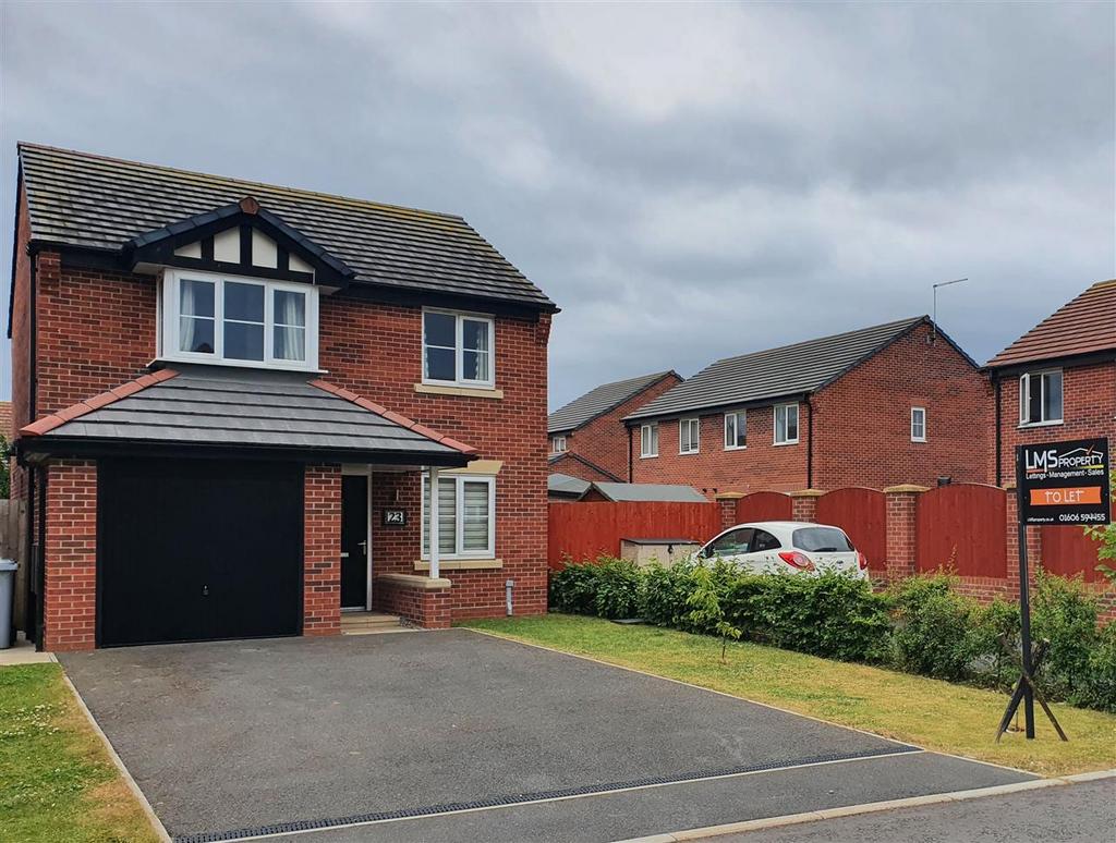 Clive Way, Middlewich 3 bed detached house - £1,195 pcm (£276 pw)