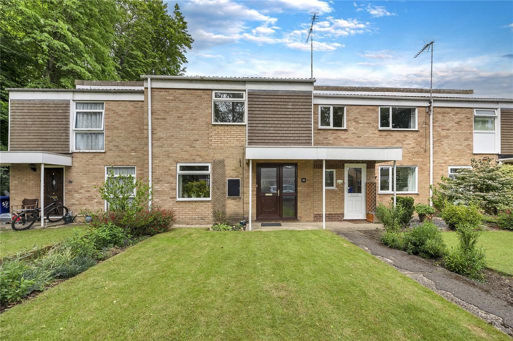 Queensway, Exning, Newmarket, CB8 2 bed terraced house - £975 pcm (£225 pw)