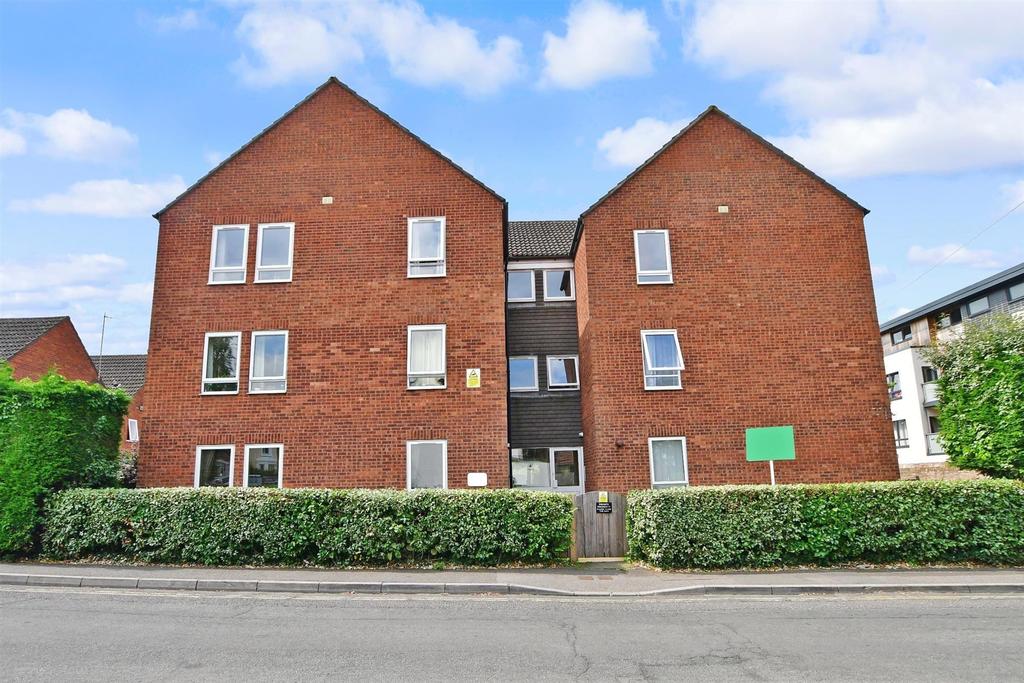 Station Road Horsham West Sussex 1 Bed Ground Floor Flat For Sale £
