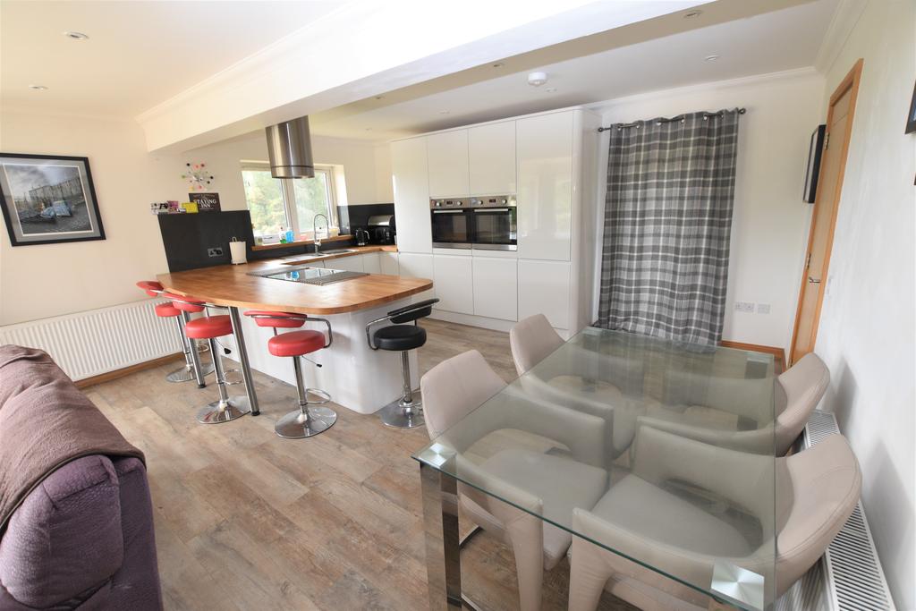 Westwood Croft, Clochan 3 bed detached house - £350,000