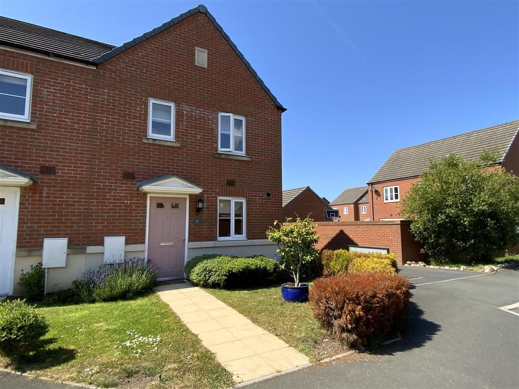 Stryd Bennett, Llanelli 3 bed terraced house - £189,995
