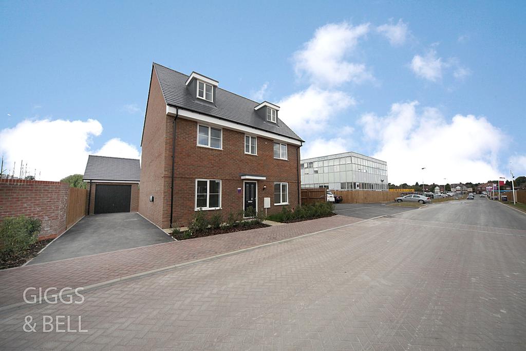 Barnfield Place, Luton, Bedfordshire... 5 bed detached house - £650,000