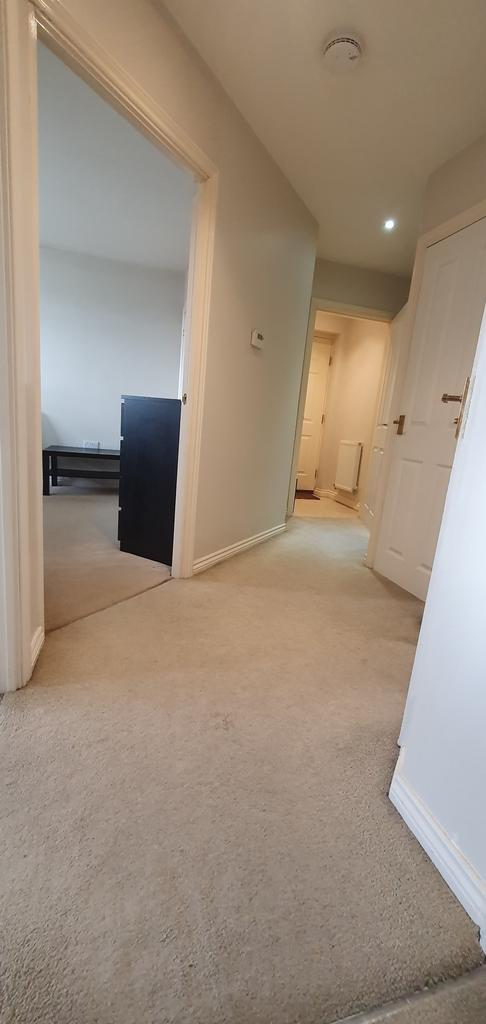 Signet Square, Coventry, CV2 2 bed flat - £920 pcm (£212 pw)