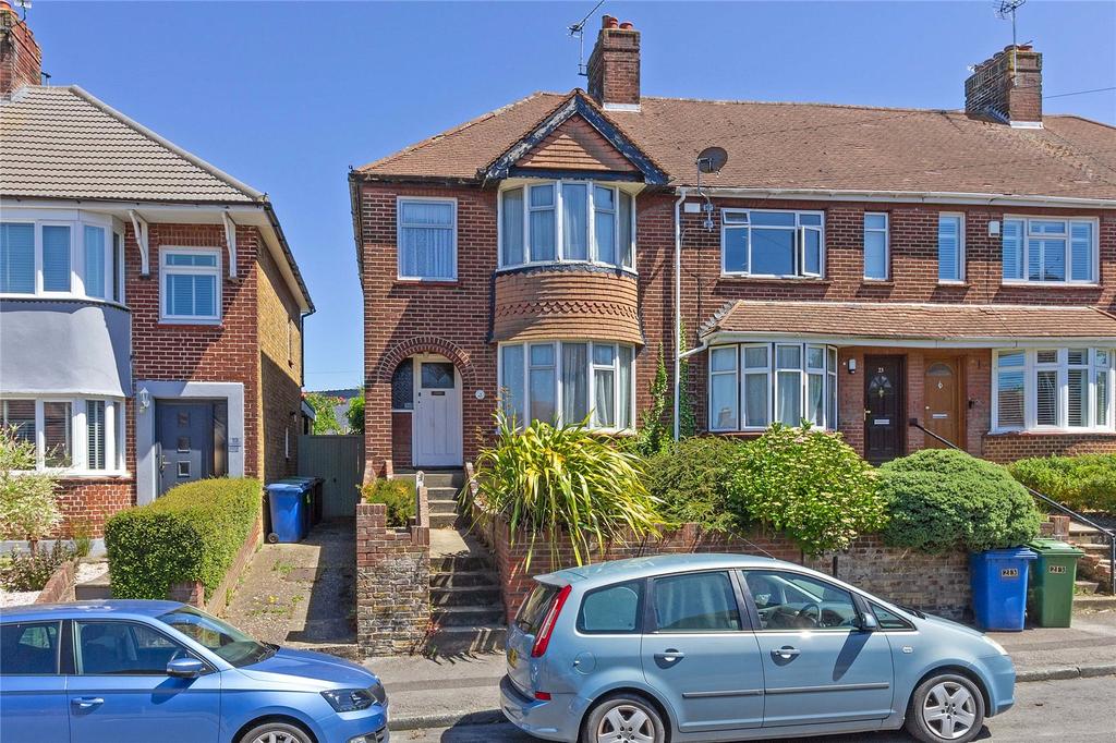 Gaze Hill Avenue Sittingbourne Me10 3 Bed End Of Terrace House £300 000