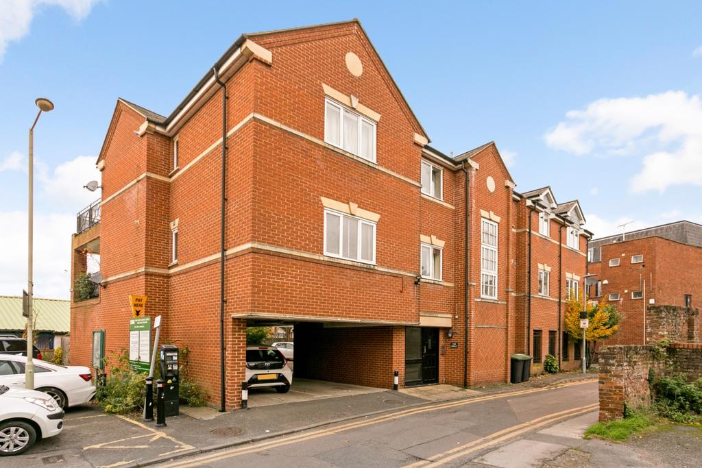 The Forge, Bury Lane, Rickmansworth, WD3 2 bed flat - £399,999