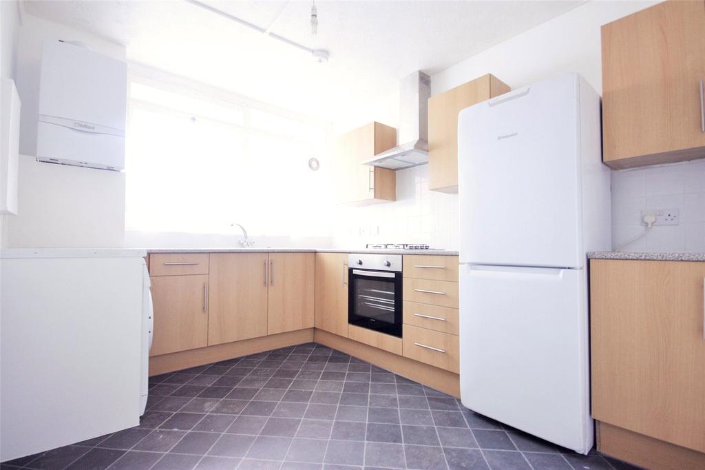 Treby Street, Mile End, London, E3 3 bed duplex - £2,396 pcm (£553 pw)
