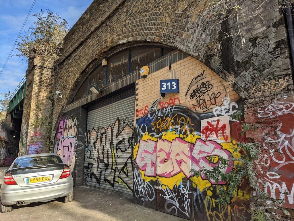 313 Hare Row Arches, London, E2 9BY Industrial unit to rent