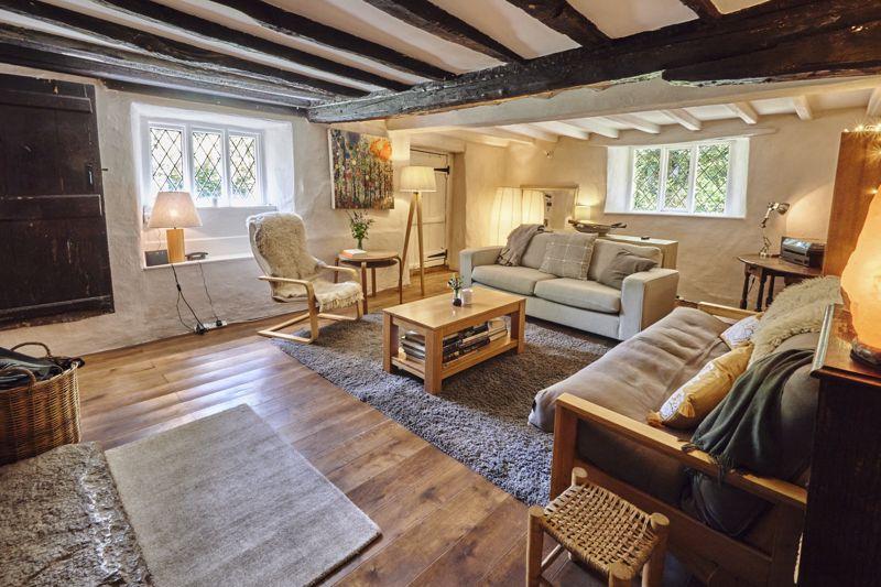 Higher Ashton, Exeter 2 bed detached house - £375,000