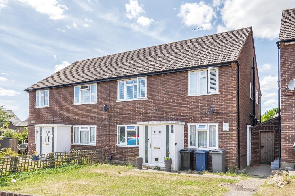 Manor Road, Barnet, EN5 2 bed apartment - £1,600 pcm (£369 pw)