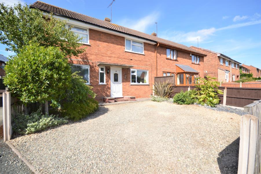 Parklands, Wellington 3 bed semi-detached house - £195,000
