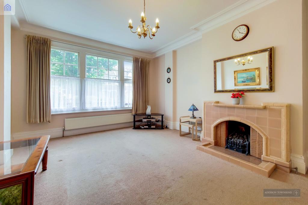 Woodberry Avenue, N21 3 bed terraced house - £850,000