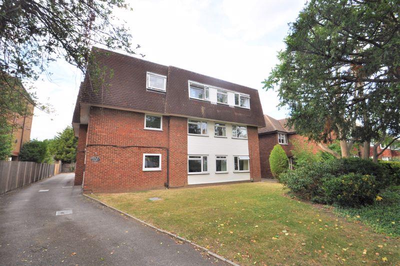 Chestnut Grove, New Malden 1 bed flat - £300,000