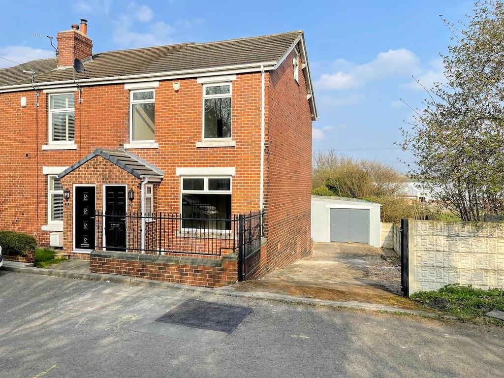 Engine Lane, Shafton, Barnsley, South... 3 bed terraced house - £180,000