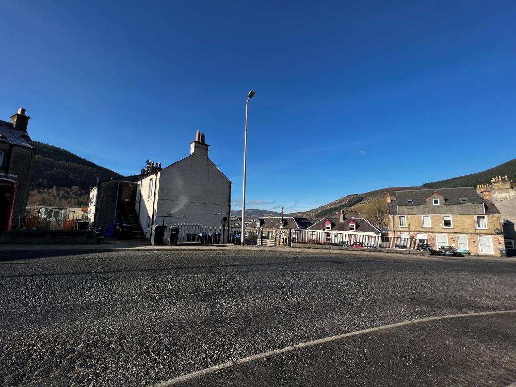 Plora Terrace, Walkerburn, EH43 2 bed terraced house - £105,000