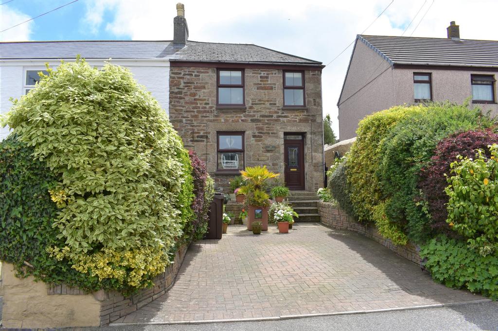 East End, Redruth, Cornwall, TR15 3 bed end of terrace house - £275,000