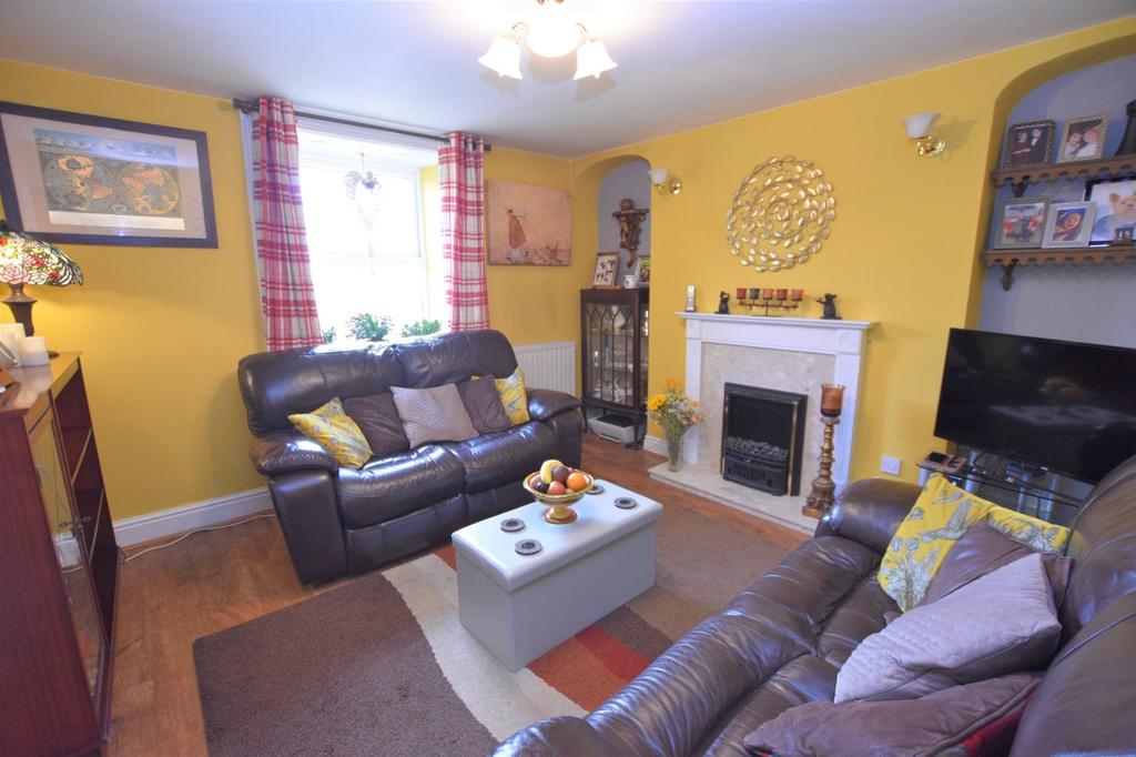 East End, Redruth, Cornwall, TR15 3 bed end of terrace house - £275,000