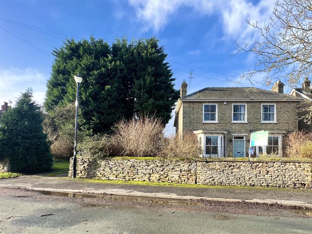 Main Street, Hotham, York 5 bed detached house - £700,000