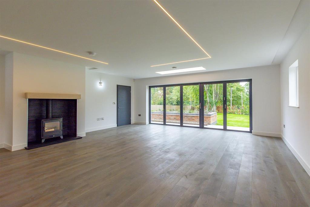 Beeston Fields Drive, Beeston 5 bed house - £1,600,000