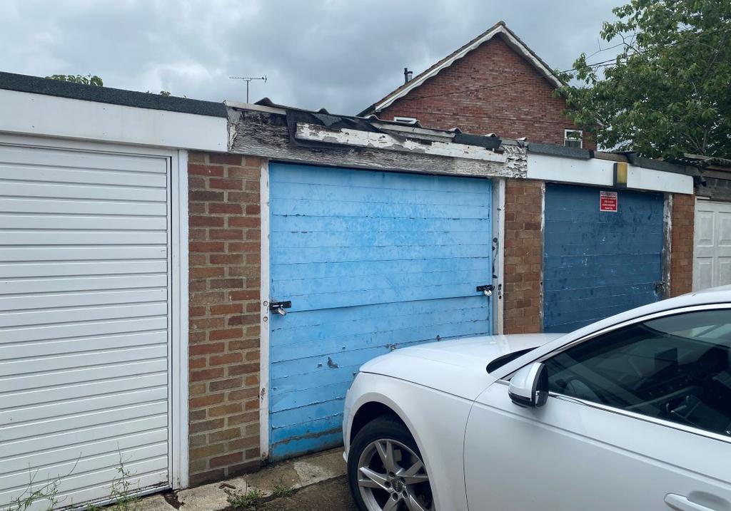 Garage at Middle Field, Weston... Garage - £5,000