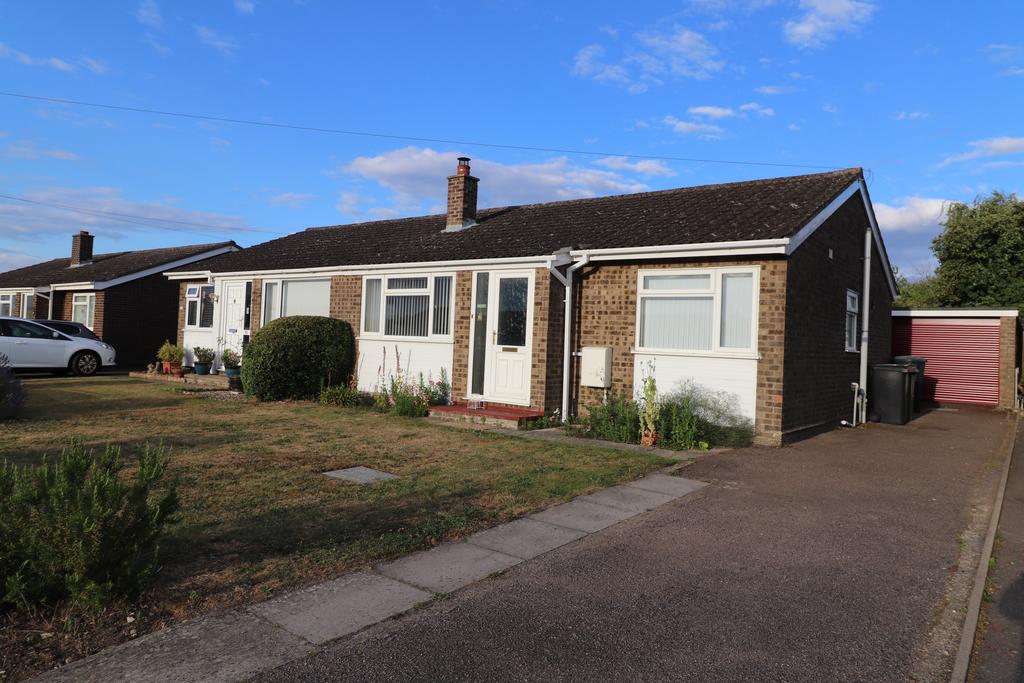 LONG STRATTON 2 bed property - £240,000