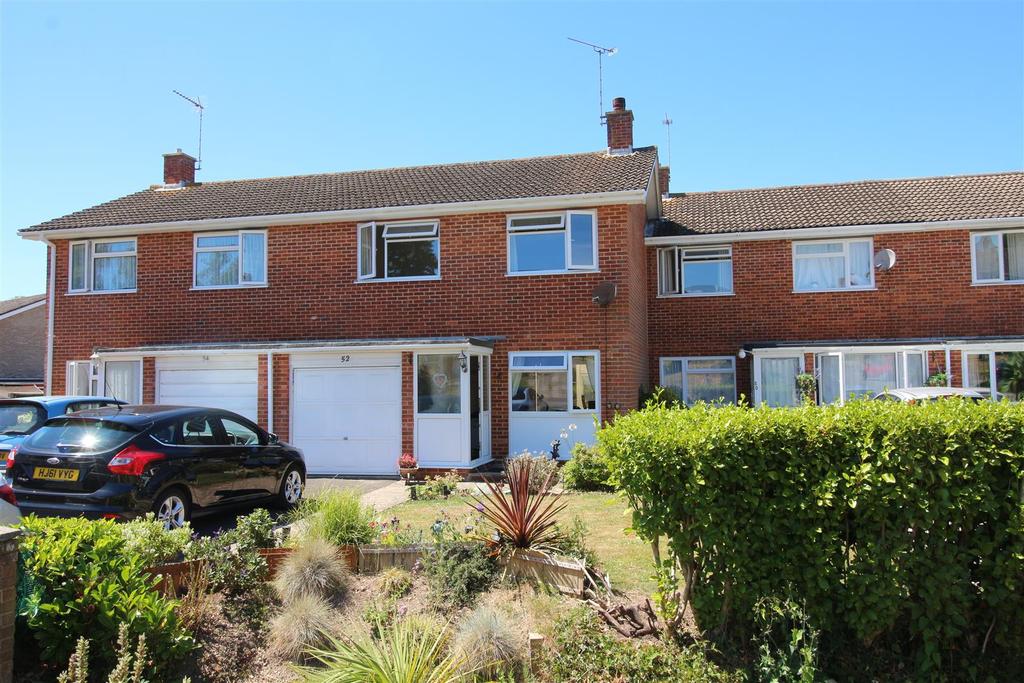 Willowdene Close, New Milton 3 bed terraced house - £425,000